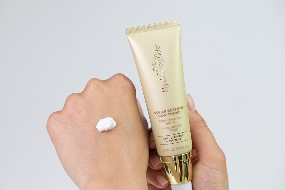 Hydropeptide Solar Defense Non Tinted Sunscreen SPF 50 Ochrona ...